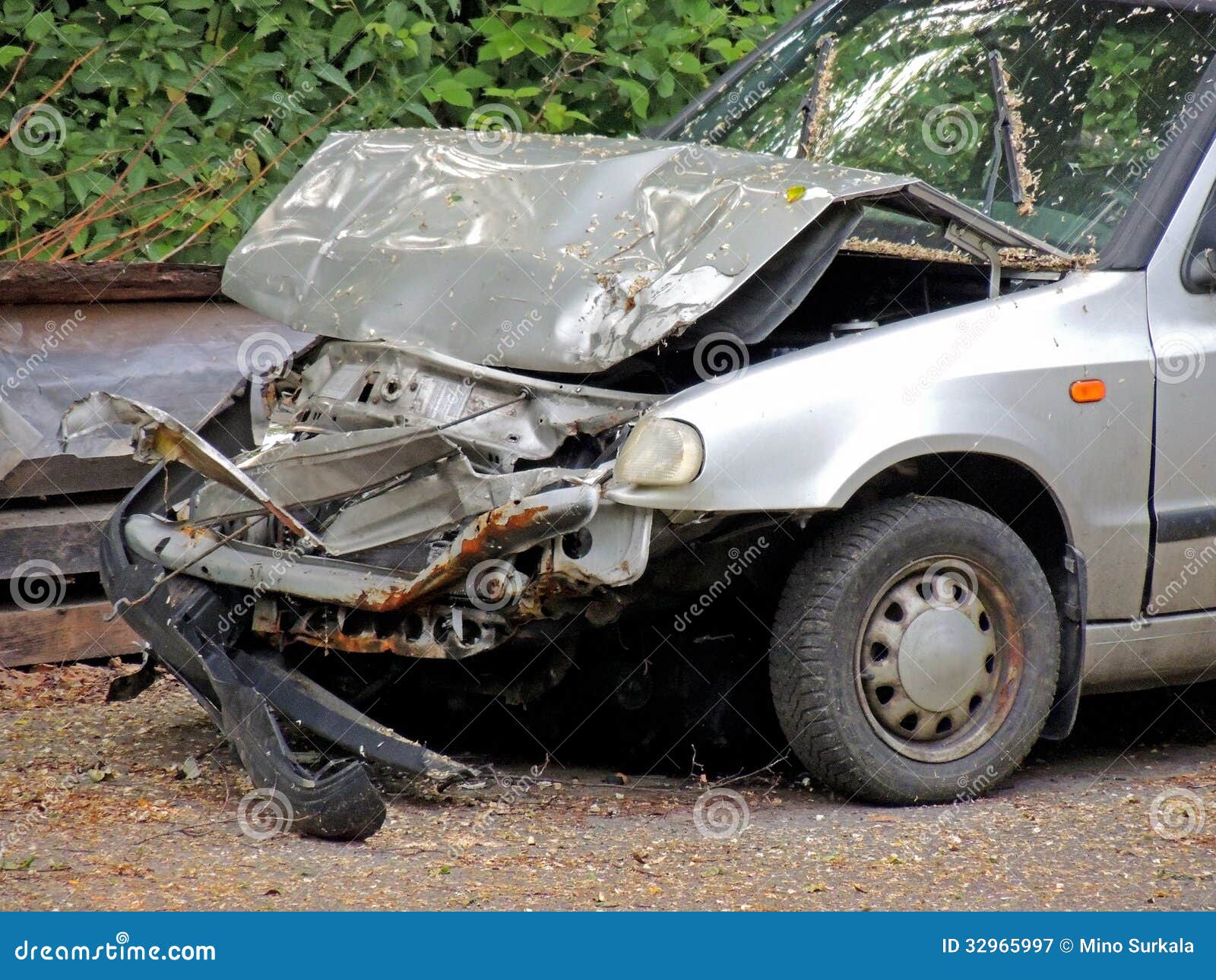 Damaged car stock image. Image of accident, destroy, czech - 32965997