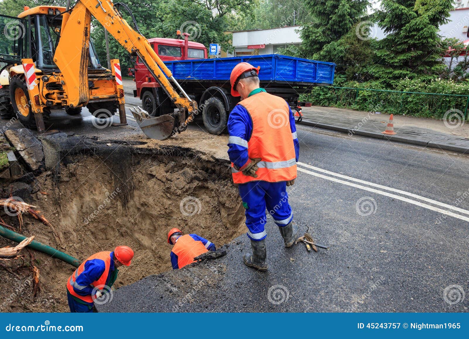 Damaged road editorial photography. Image of outside - 45243757