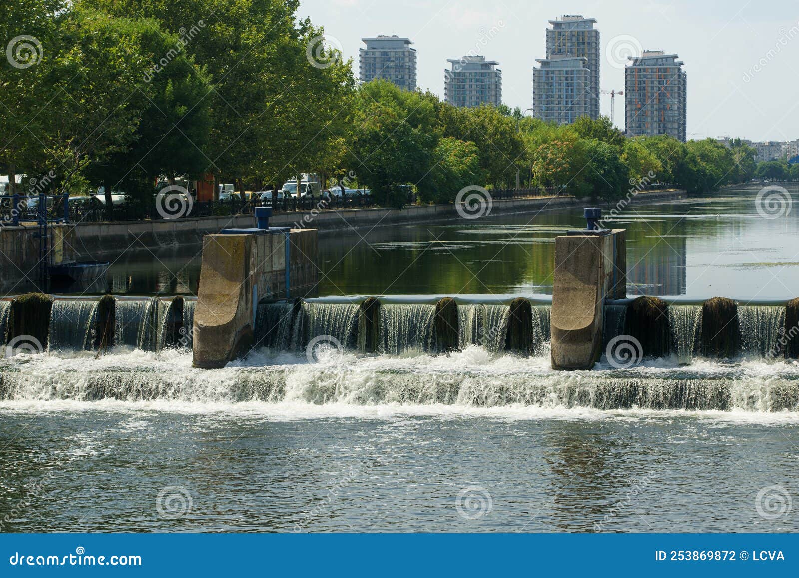 Dambovita River - Bucharest Editorial Photography - Image of ...