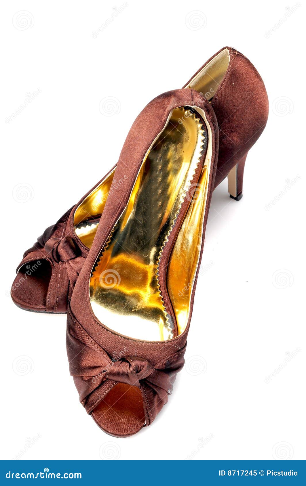 Dames de chaussures image stock. Image du sandales, cher - 8717245