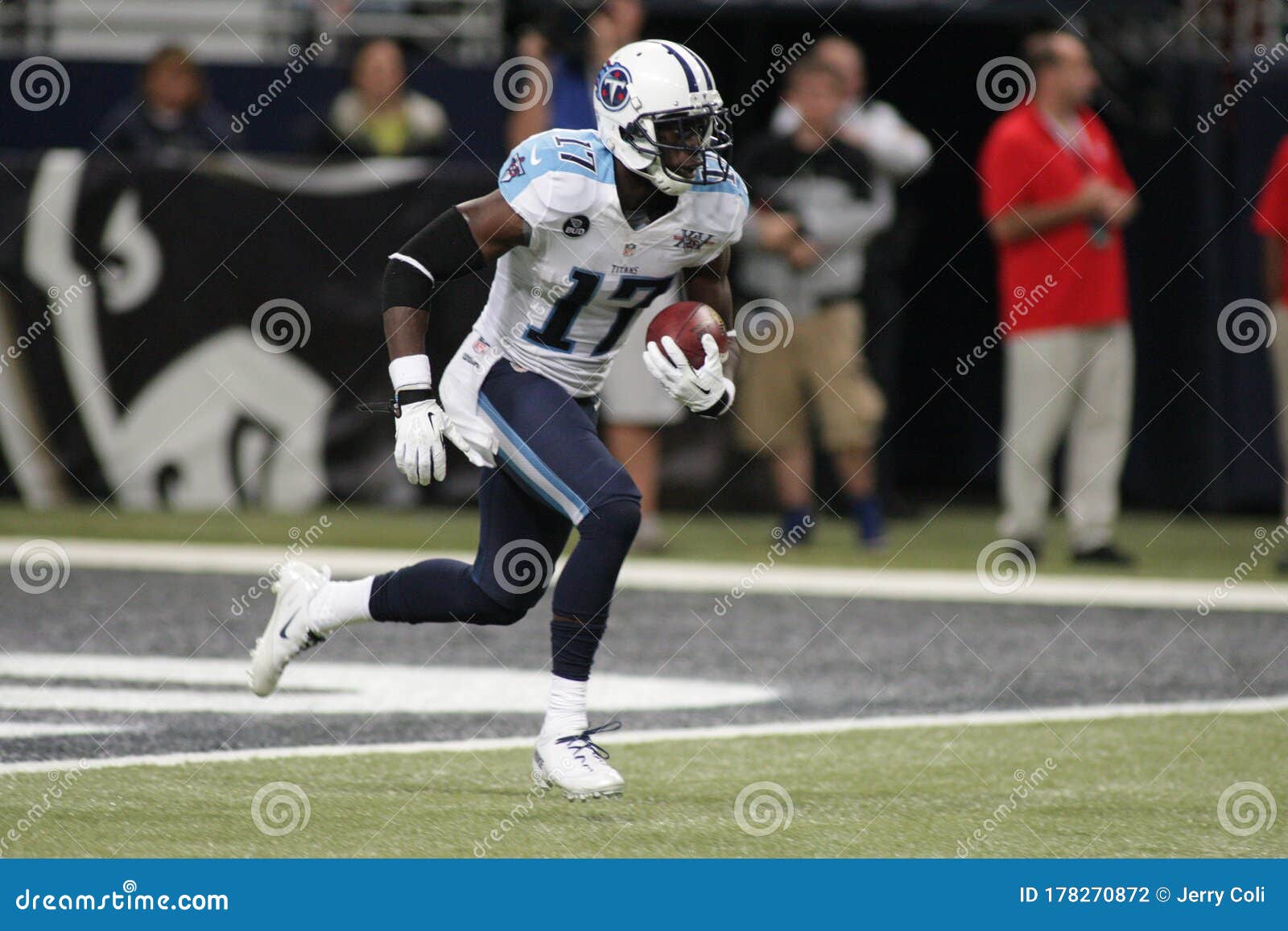 Damian Williams editorial photography. Image of titans - 178270872