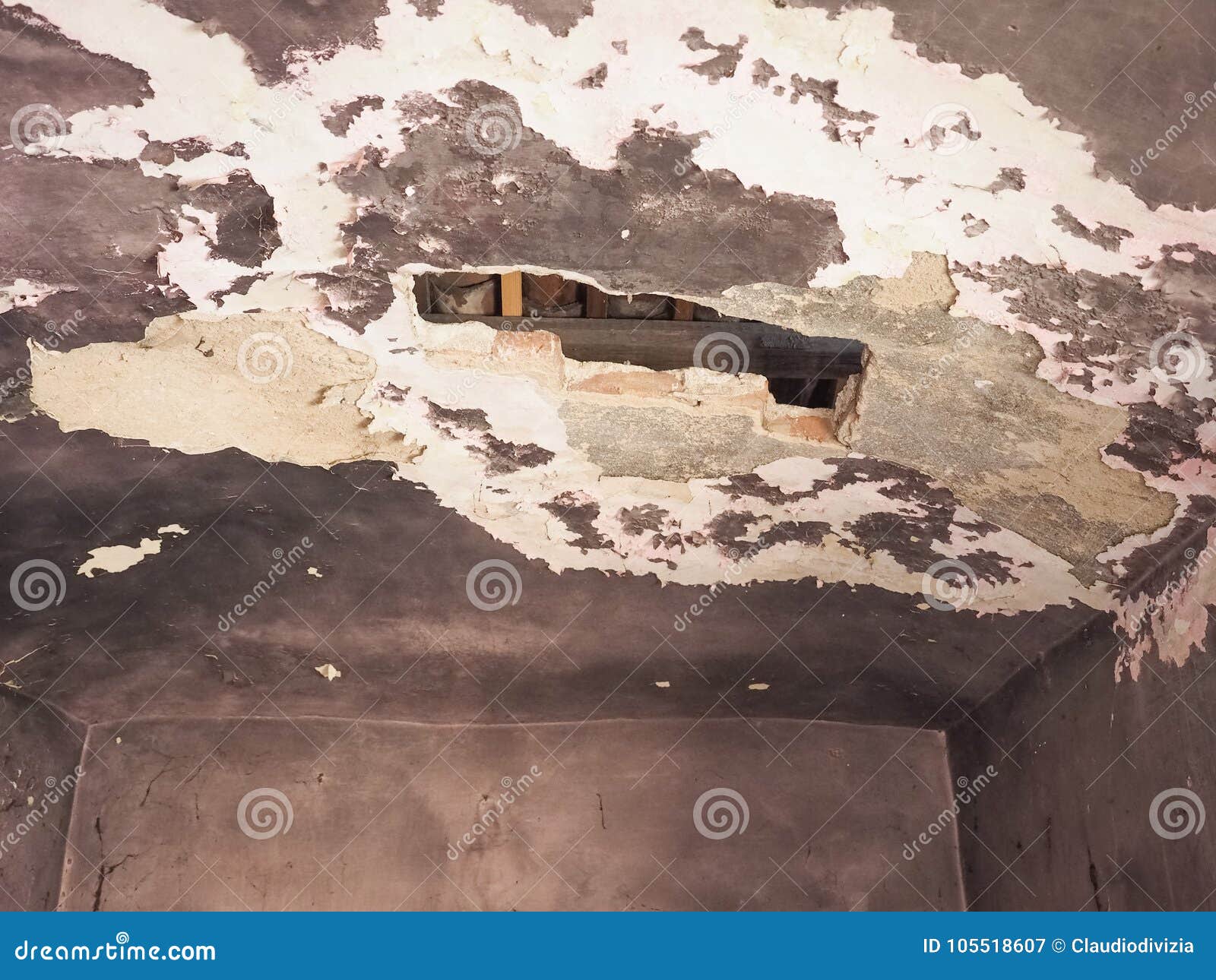Damp Moisture on Wall and Ceiling Stock Image - Image of dampness, rain ...