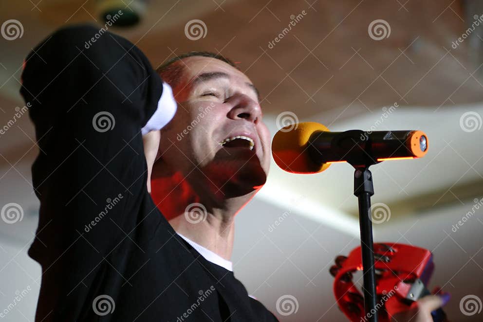 Dan Bitman editorial stock photo. Image of romania, microphone - 33146493