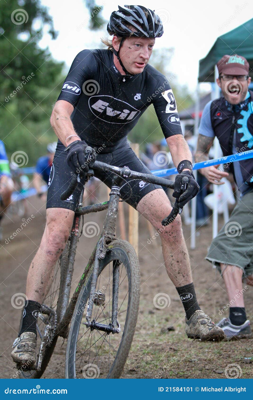 Dan Cheever - Cyclocross Racer Editorial Photo - Image of road, dusty ...
