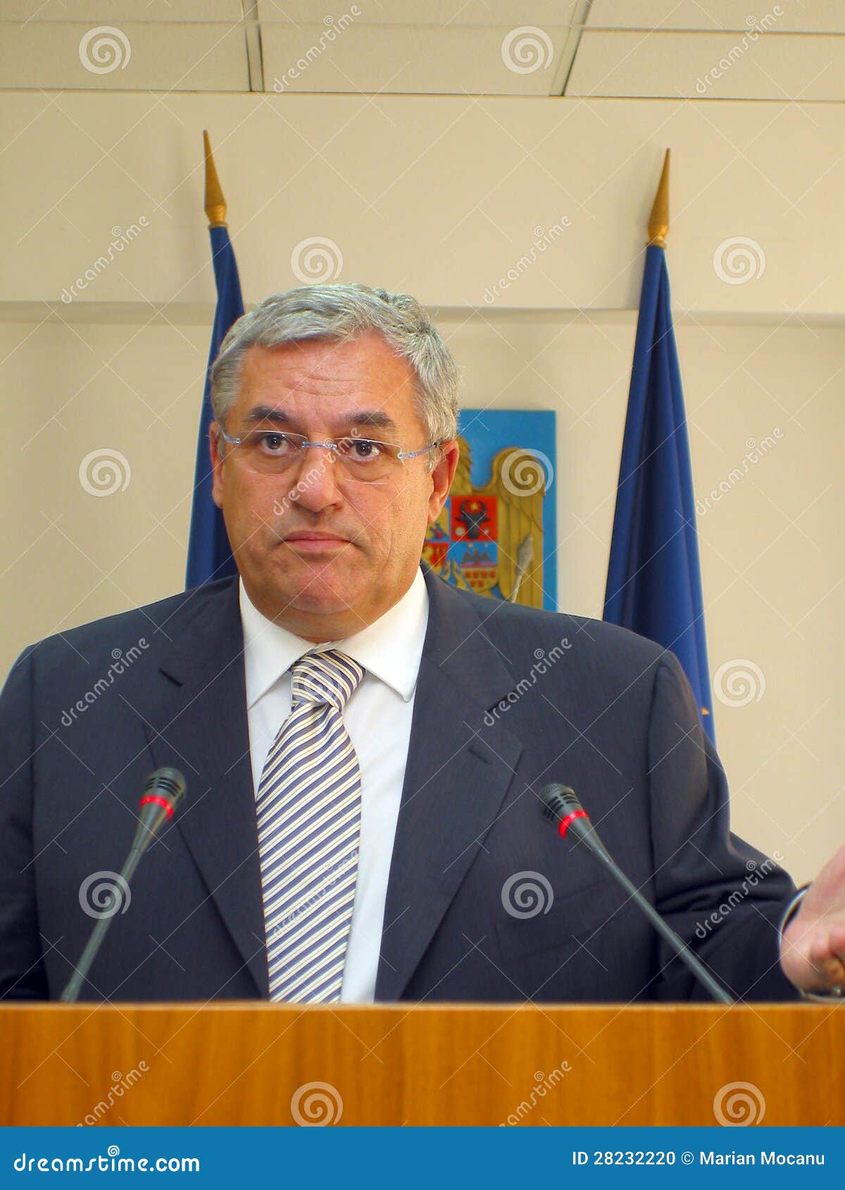 Dan Ioan Popescu imagen editorial. Imagen de rico, conferencia - 28232220