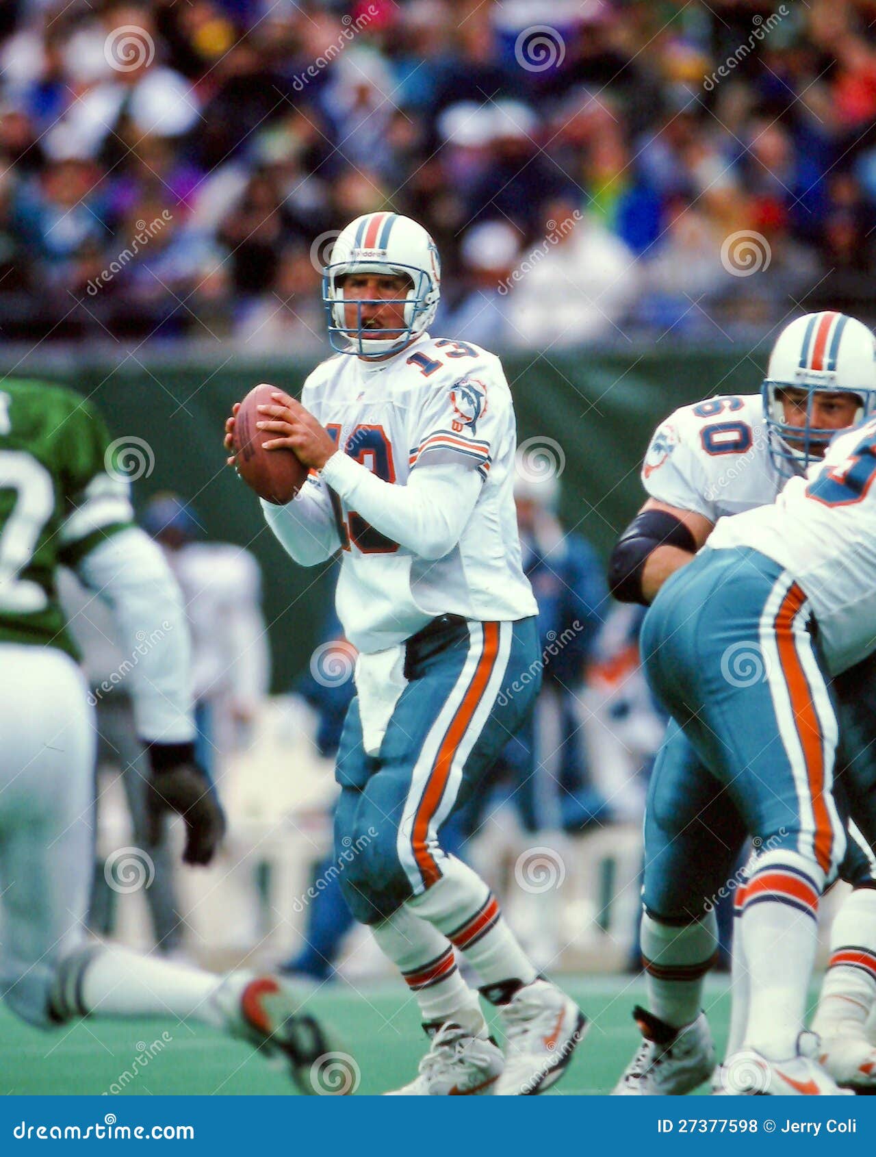 Dan Marino Miami Dolphins editorial stock photo. Image of marino - 27377598