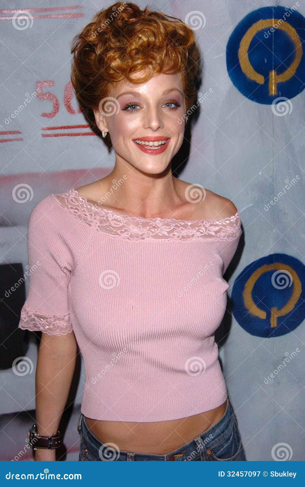 Dana Daurey fotografía editorial. Imagen de dias, presentado - 32457097