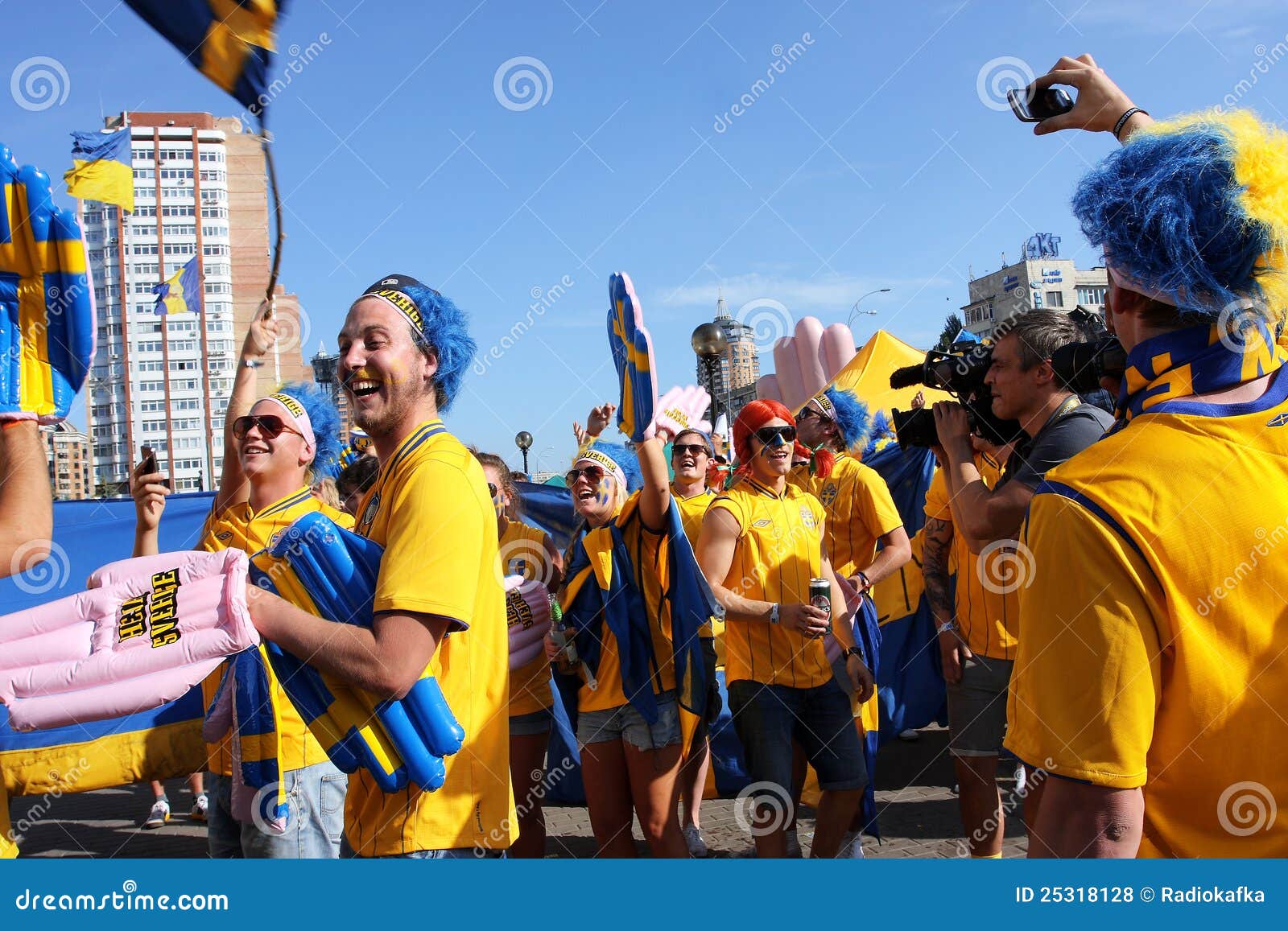 Dance of Happy Football Fans Editorial Stock Photo - Image of kiev ...