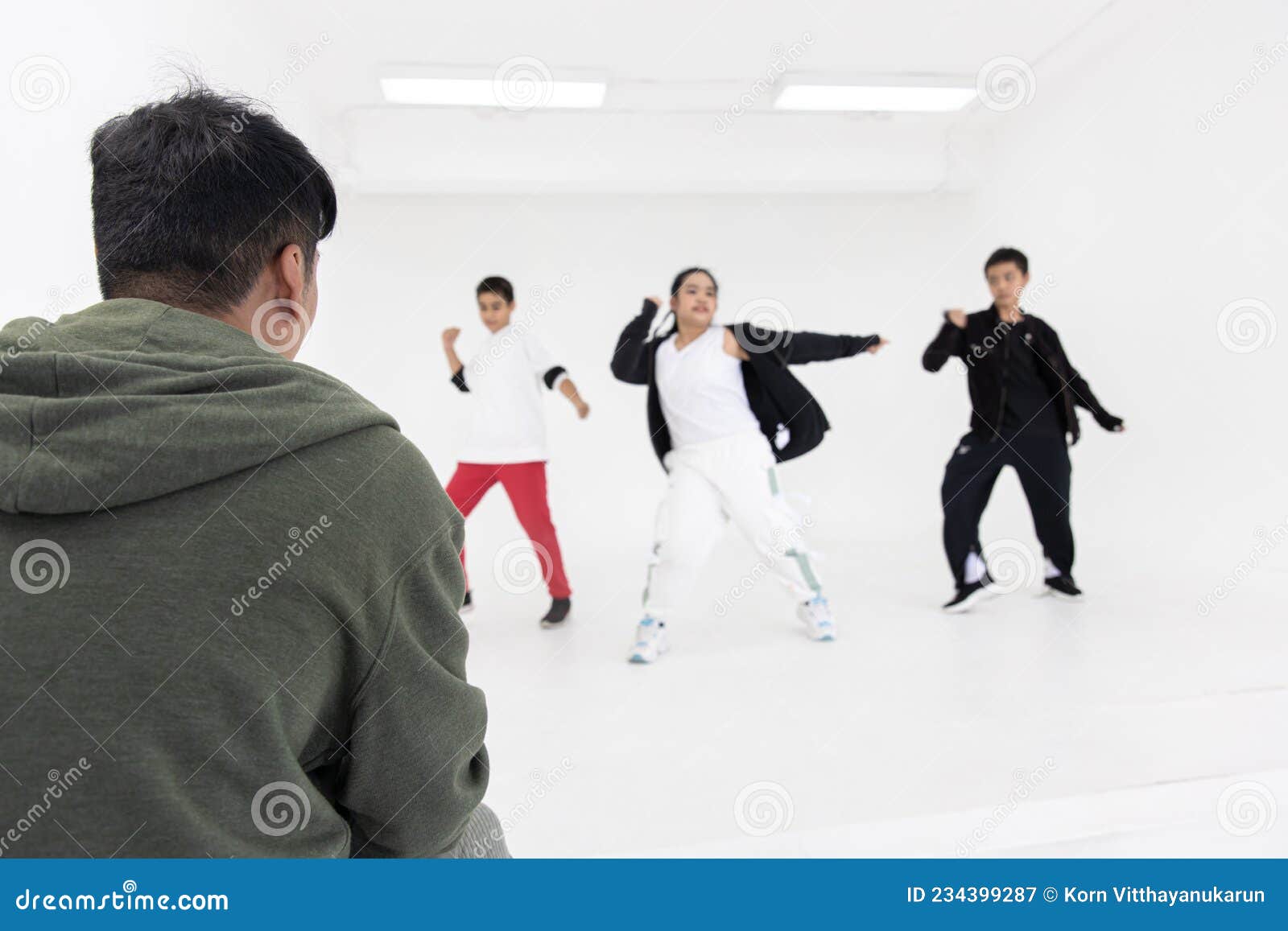 Dance Teacher Training Watching Kids Practice Dancing in Dance Studio ...