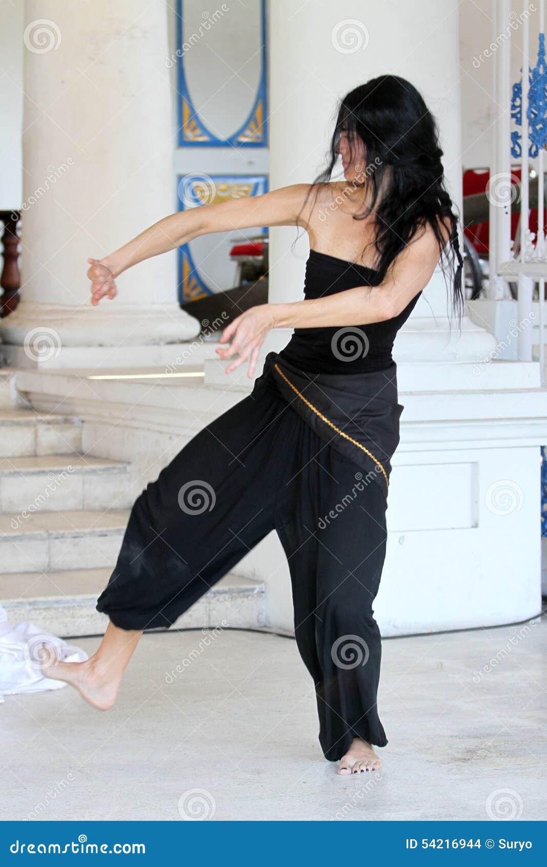 Dancer editorial stock image. Image of kontempores, performe - 54216944