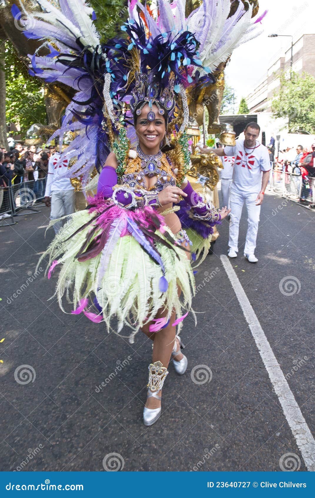 Dancer from the Paraiso School of Samba Float Editorial Photography ...