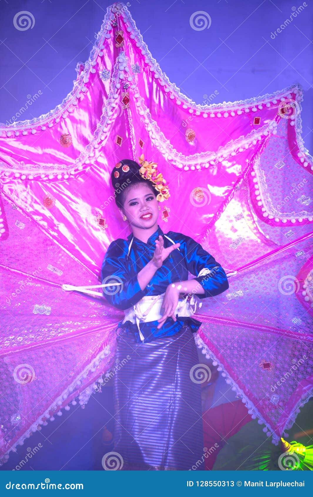 Dancer Performs Traditional Classical Thai Northern `Peacock Dance ...