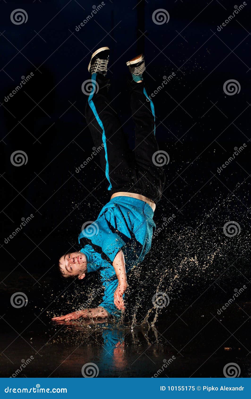 Dancer in water stock image. Image of black, pose, balance - 10155175