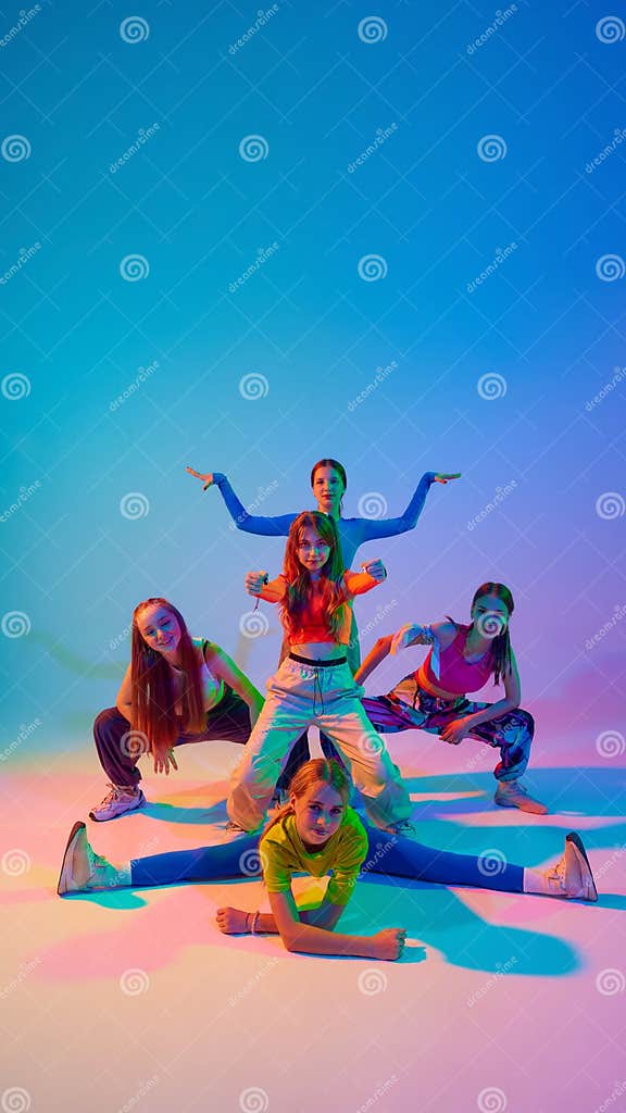 Dancers Create Powerful and Dynamic Visual Experience in Neon Light ...