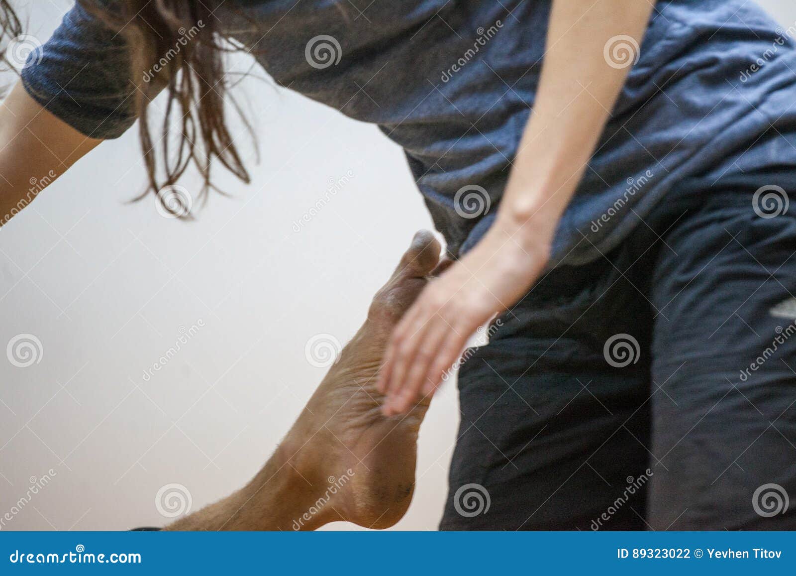 Dancers Hand Contact with Leg Stock Photo - Image of body, human: 89323022