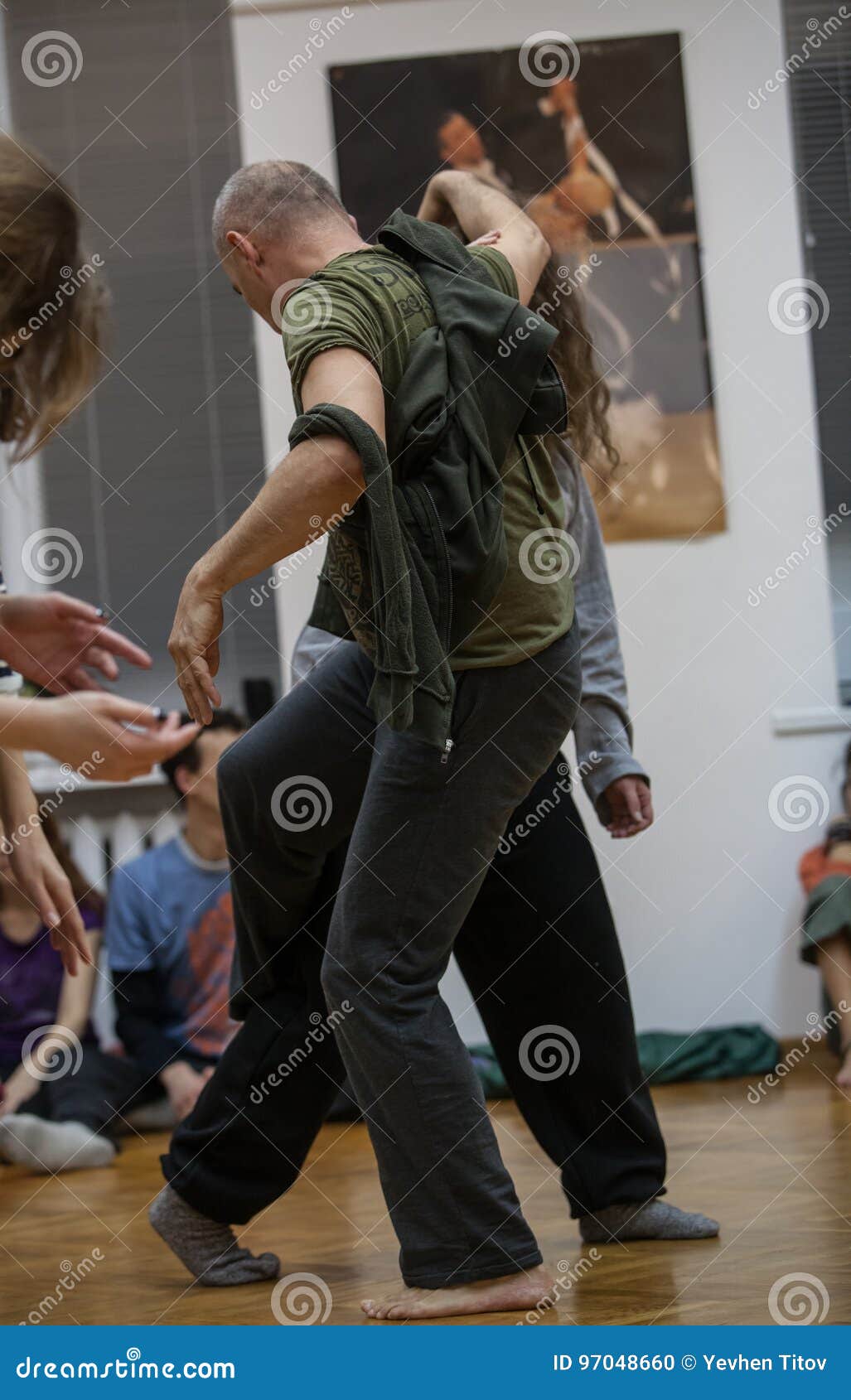 Dancers Improvise on Jam Dancers Contact Editorial Image - Image of ...
