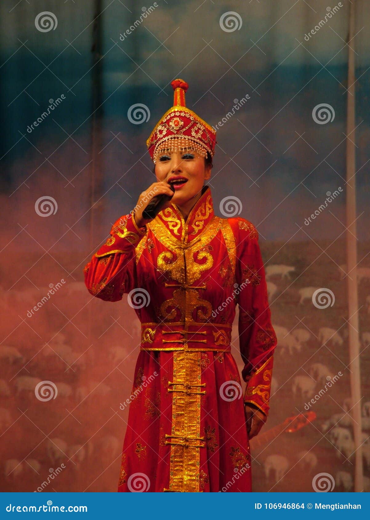 Dances Playing-Mongolian Song and Dance Performances Editorial Stock ...