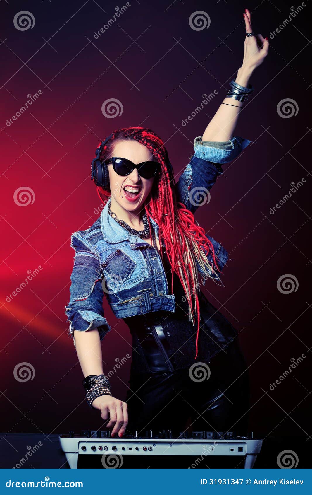 Dancing DJ stock image. Image of dancing, beauty, dreadlocks - 31931347