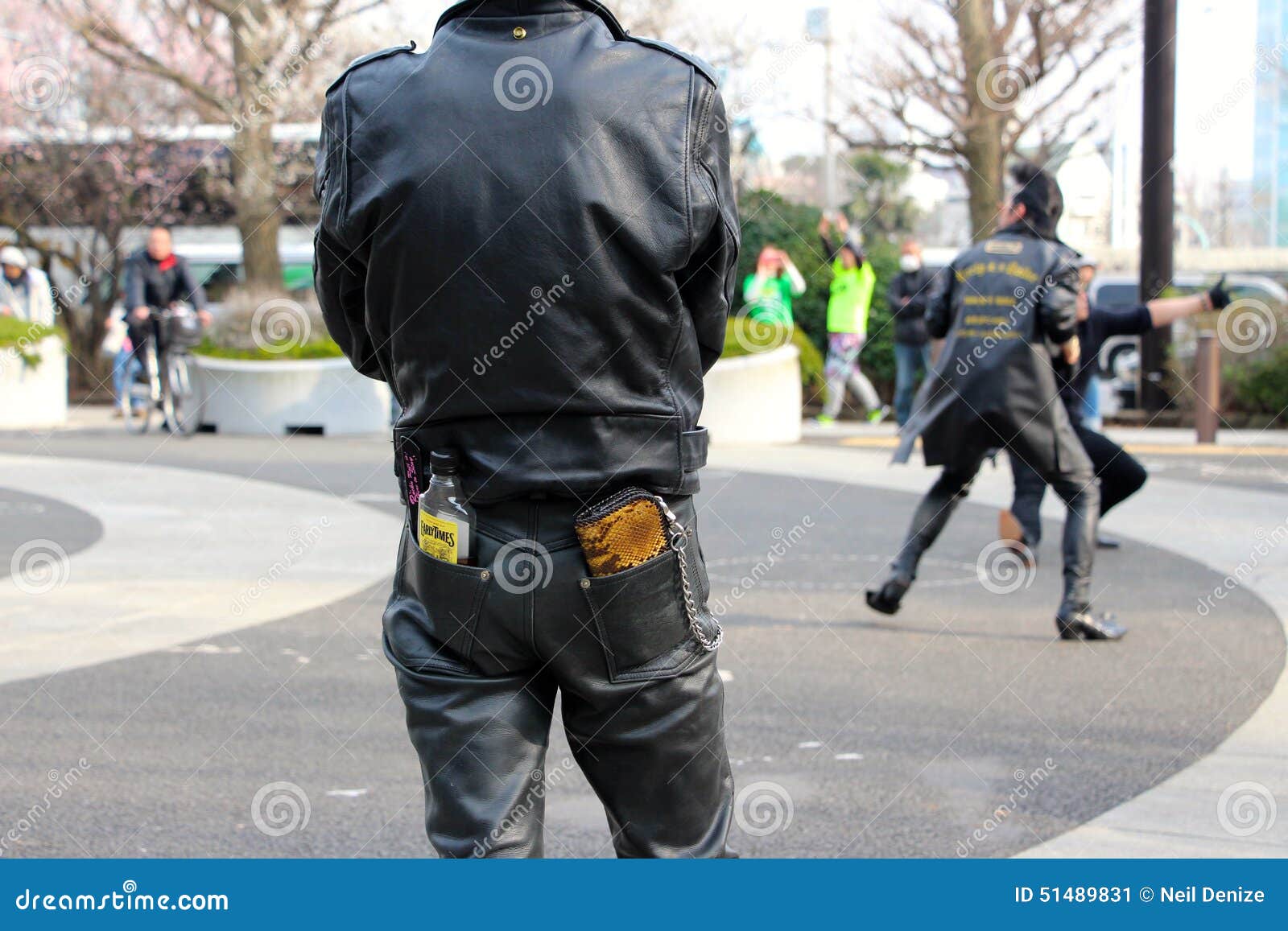 Dancing Elvis in the Park in Downtown Tokyo Editorial Photo - Image of ...
