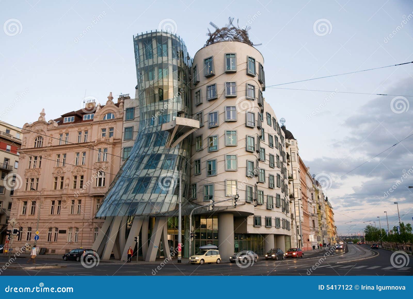 Dancing house editorial photography. Image of vacation - 5417122