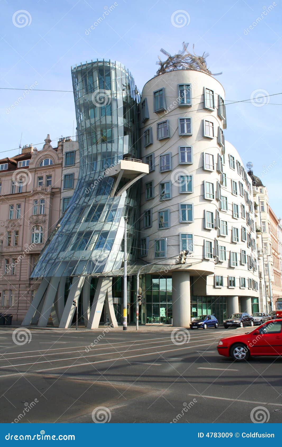 Dancing House - Modern Building Designed By Vlado Milunic And Frank O ...
