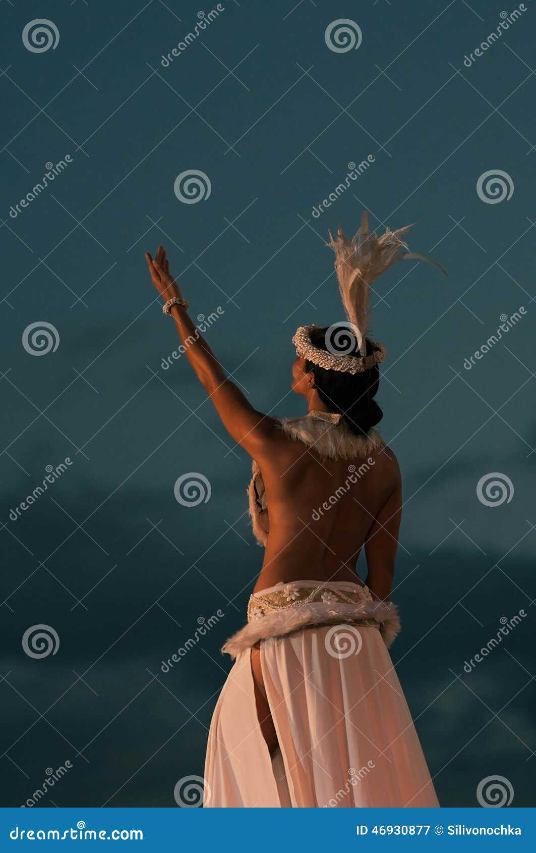 Dancing polynesian editorial photography. Image of people - 46930877