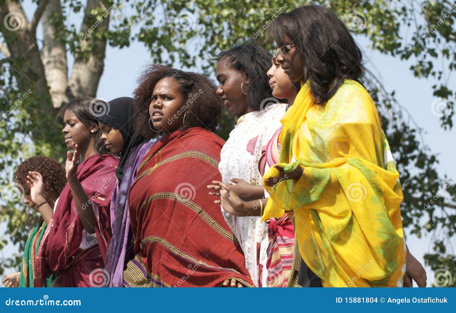 Dancing somali girls editorial stock image. Image of beautiful - 15881804