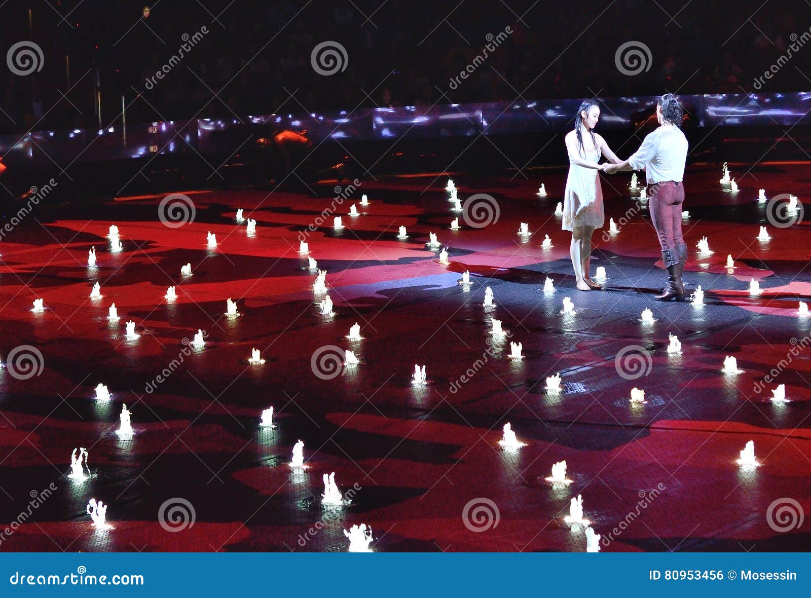 Dancing Stage performance editorial photo. Image of kong - 80953456