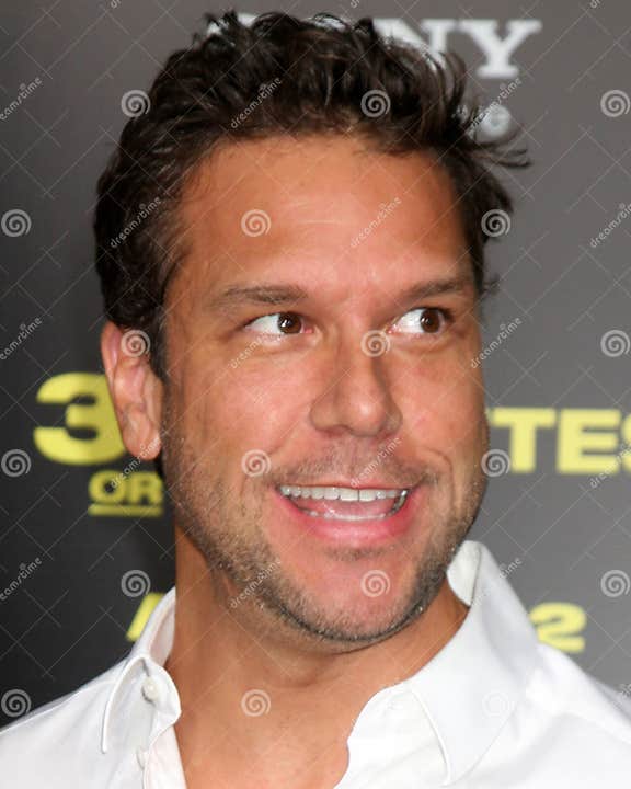 Dane Cook editorial image. Image of cook, arriving, dane - 23341665