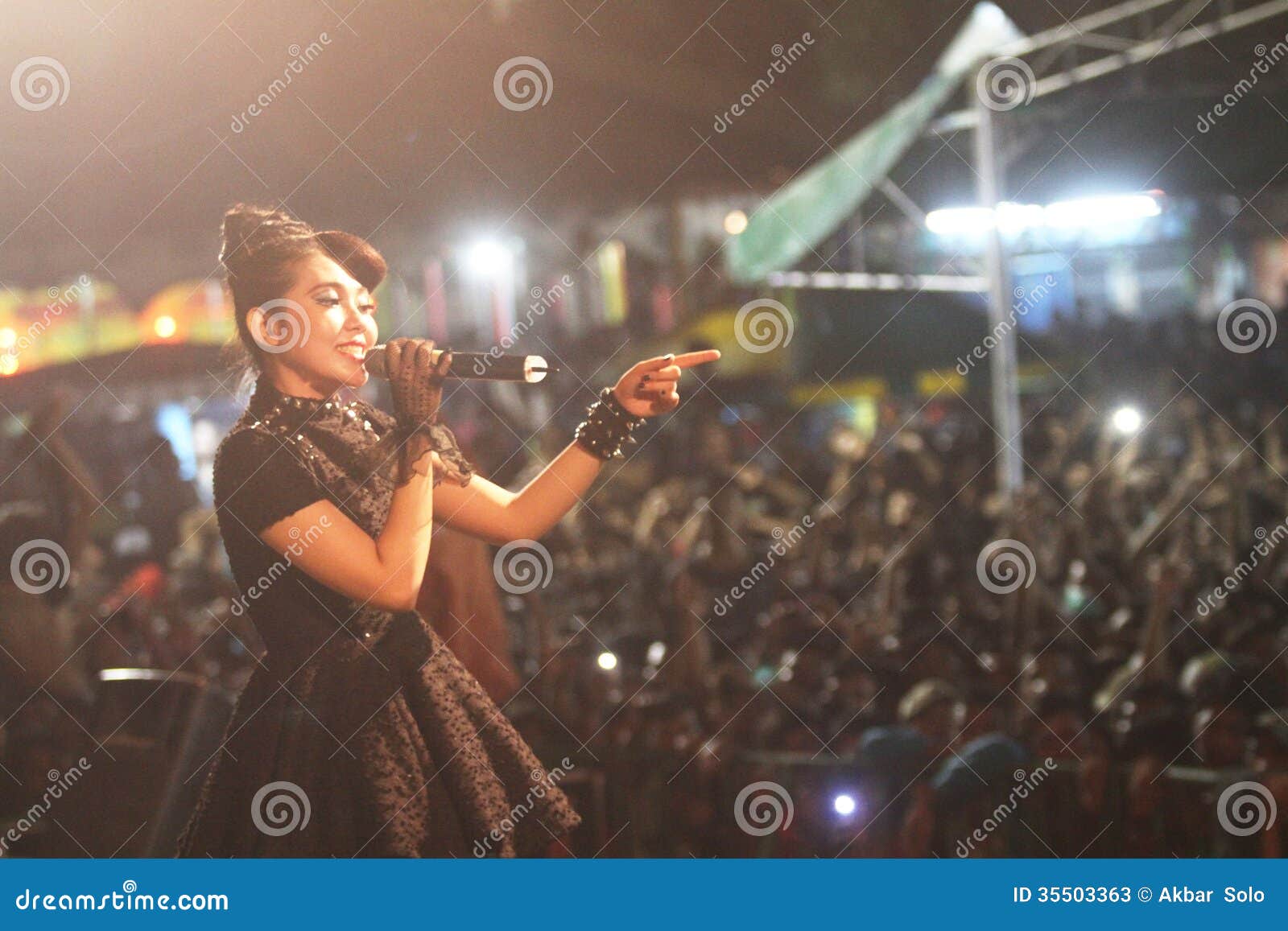 Dangdut fotografia stock editoriale. Immagine di centrale - 35503363