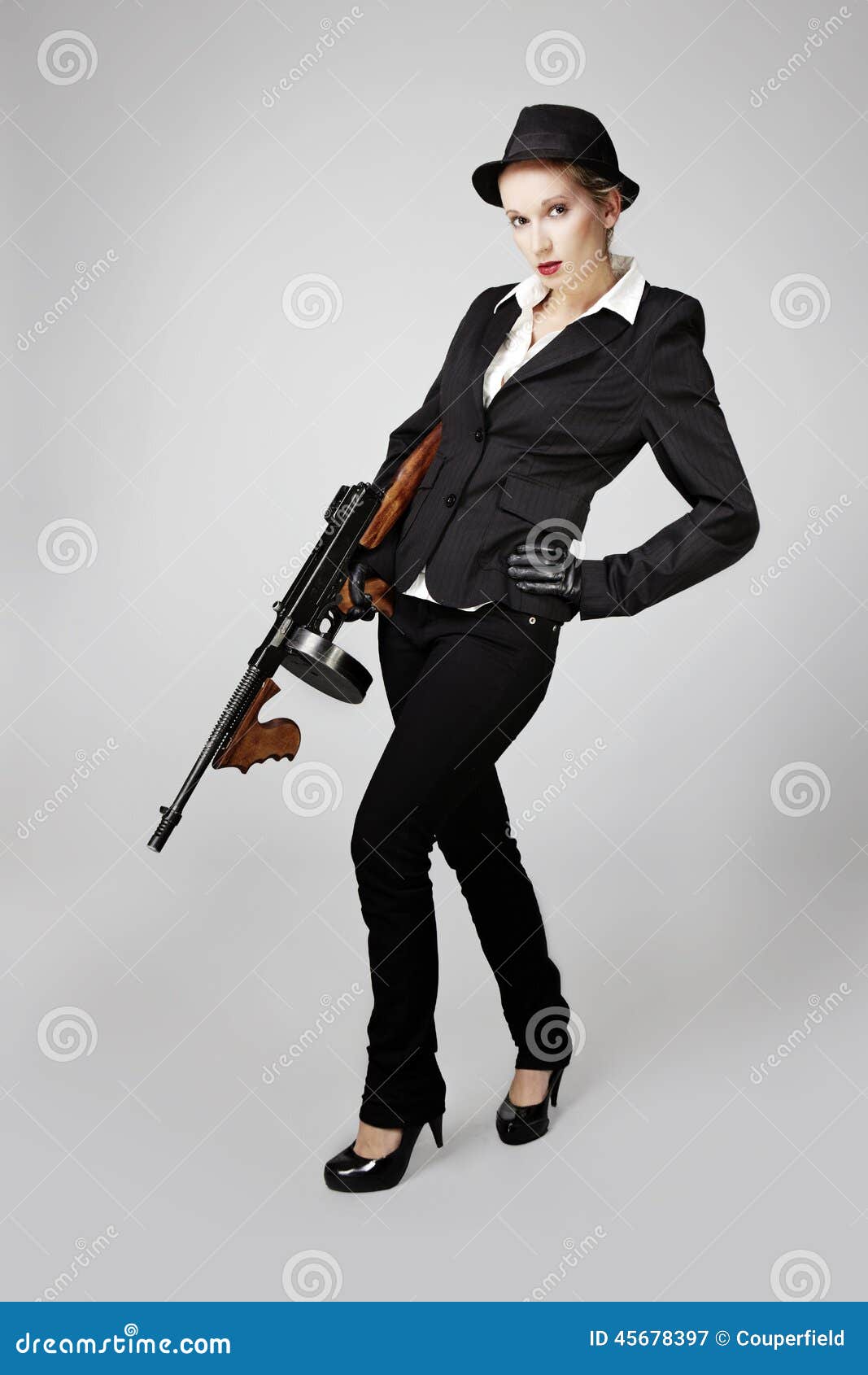 Dangerous Mafia Woman Stock Image Image Of Fighter Beautiful 45678397