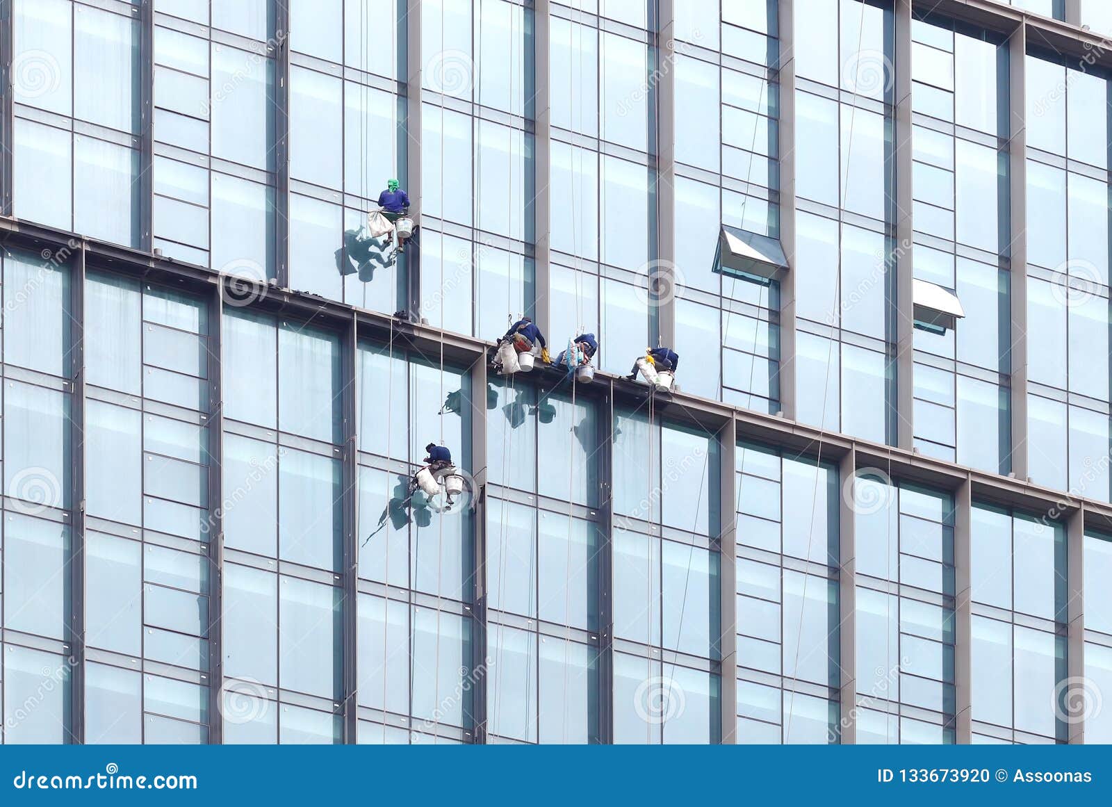 Dangerous Working Skycraper Windows Cleaner Stock Photo - Image of ...
