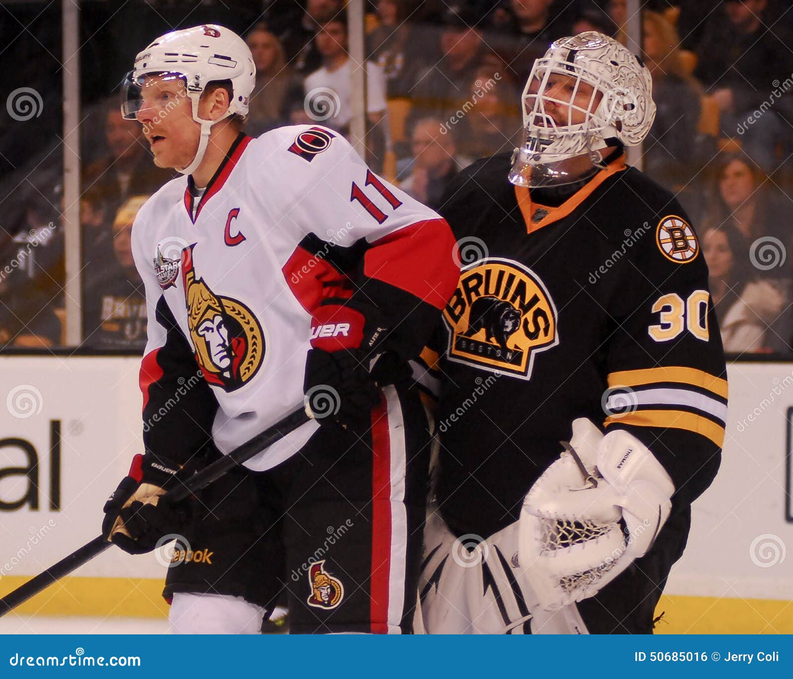 Daniel Alfredsson Ottawa Senators Editorial Photo - Image of bauer ...