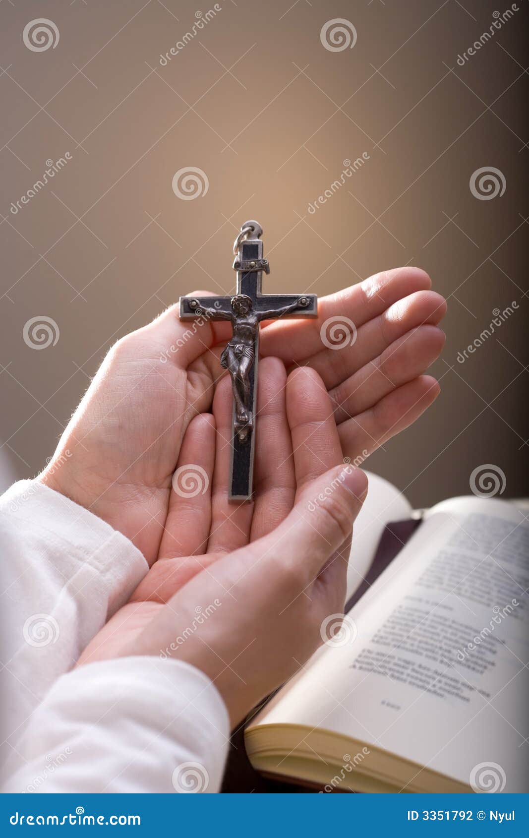 Dank aan God stock foto. Image of heilig, gebed, bidden - 3351792