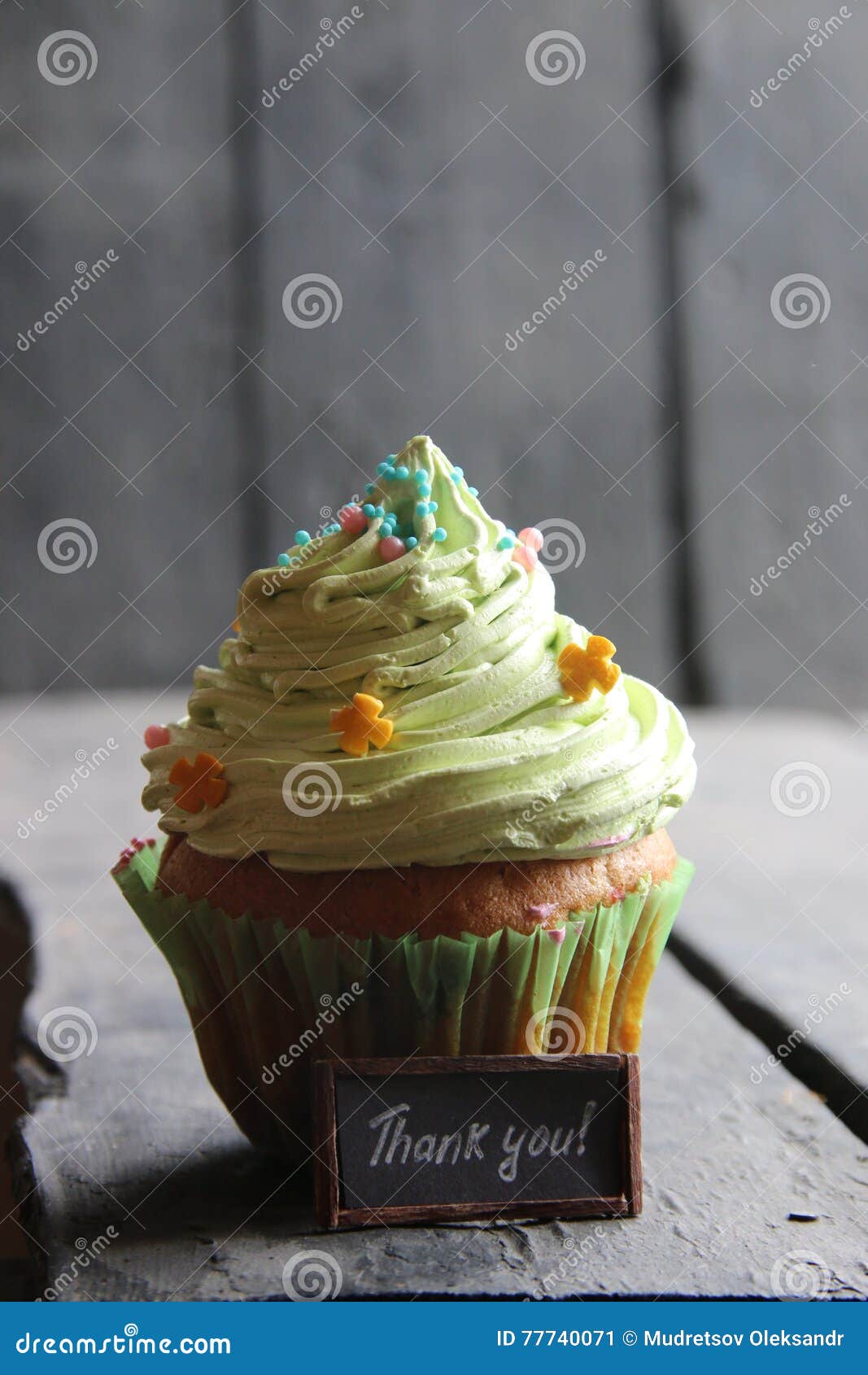 Dank Met De Hand Geschreven U En Cake Stock Afbeelding - Image of woord ...