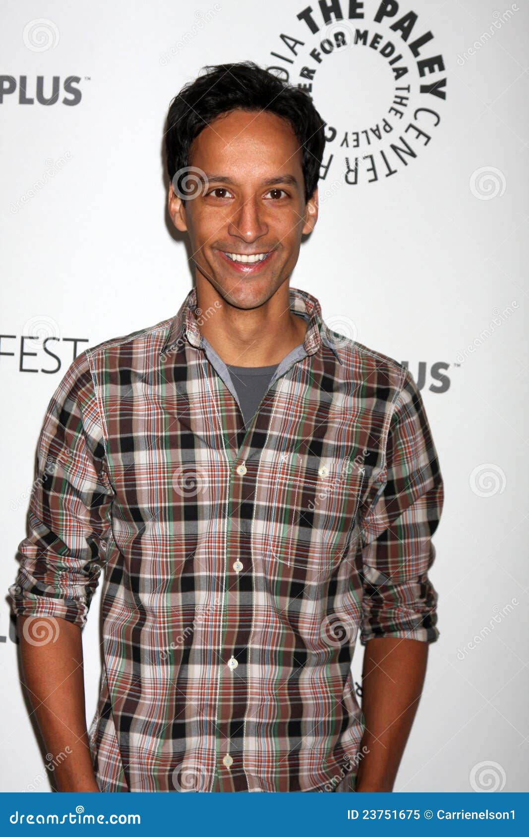 Danny Pudi editorial image. Image of arrives, pudi, theater - 23751675
