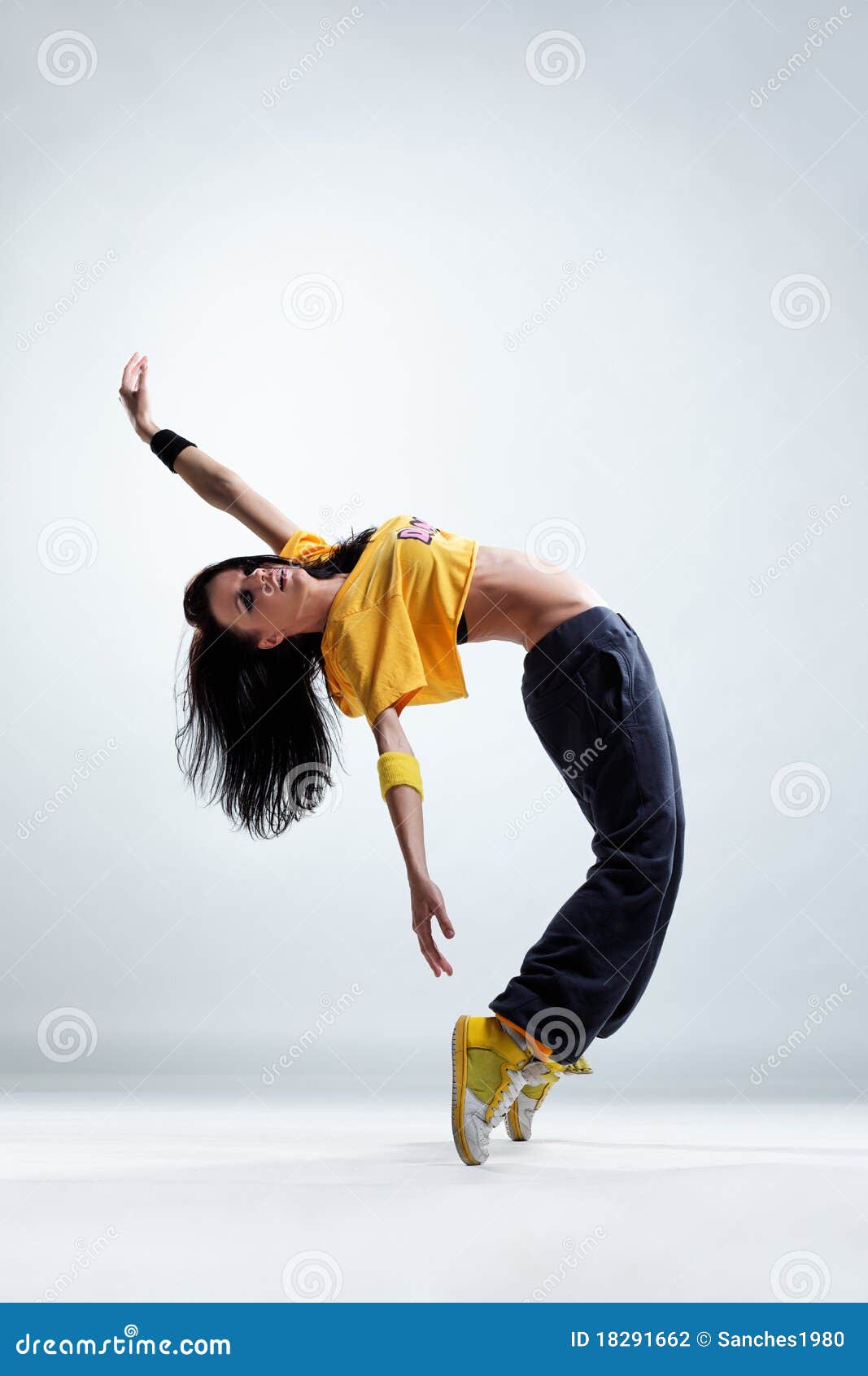 Dansare arkivfoto. Bild av vuxen, gymnastiskt, kallt - 18291662