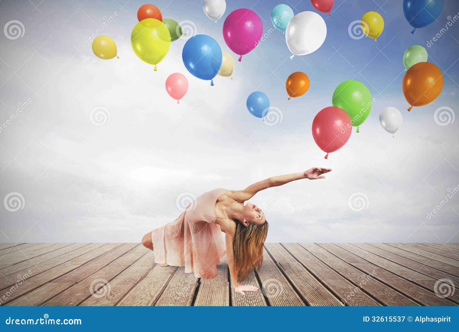 Dansare med ballonger fotografering för bildbyråer. Bild av dansare ...