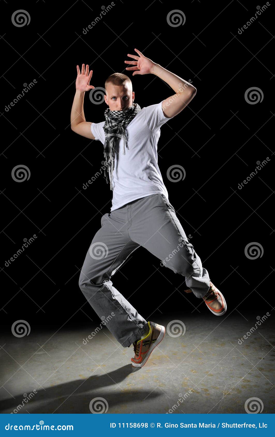 Danse d'homme de Hip Hop photo stock. Image du masculin - 11158698