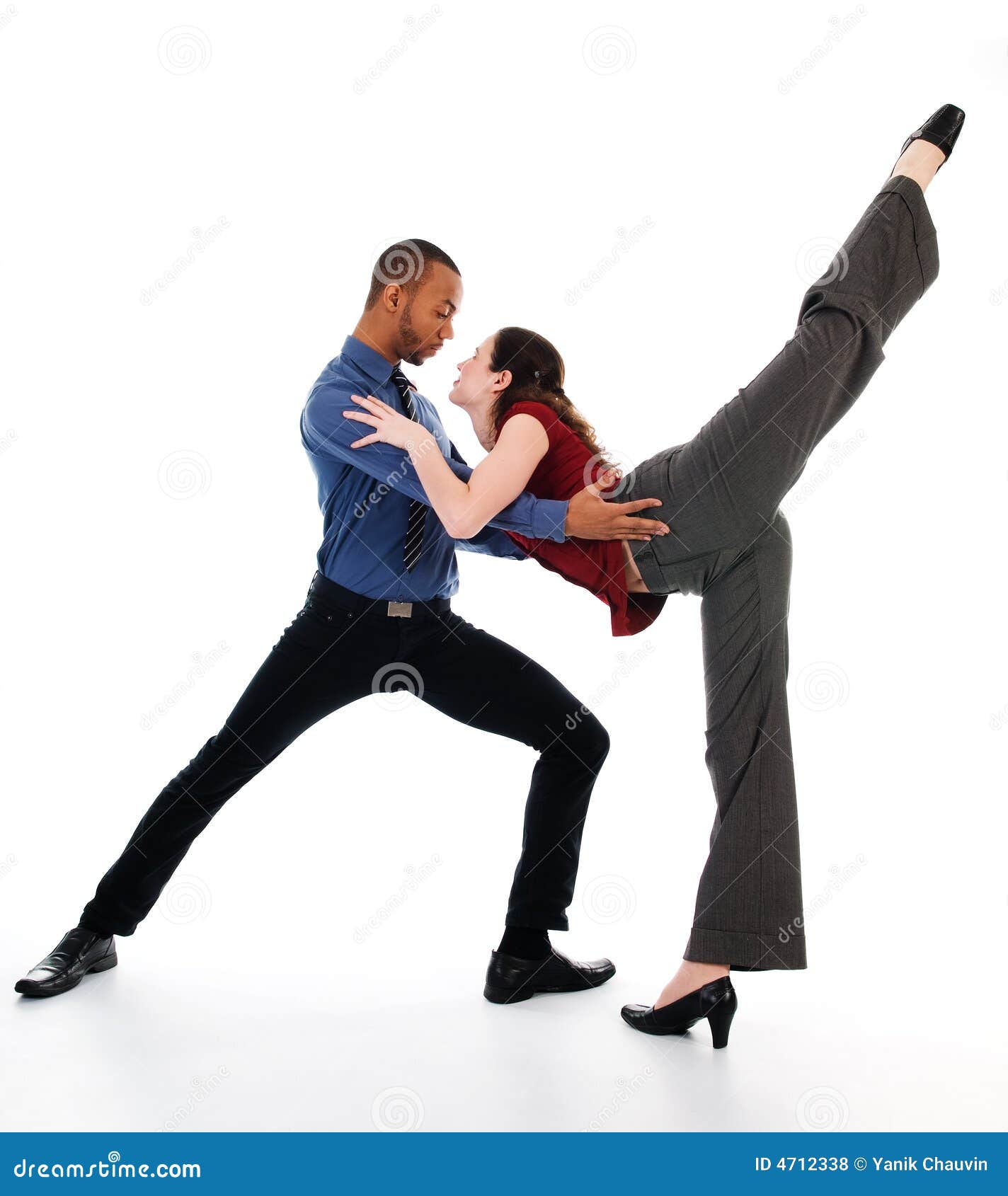 Dansend Paar stock foto. Image of minnaars, vrienden, etniciteit - 4712338