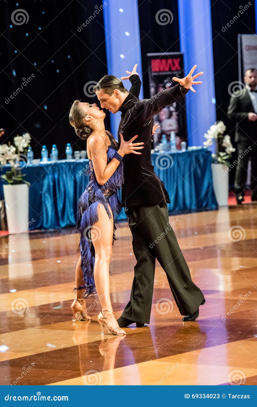 Dansers Het Dansen Latijnse Dans Redactionele Stock Foto - Image of ...