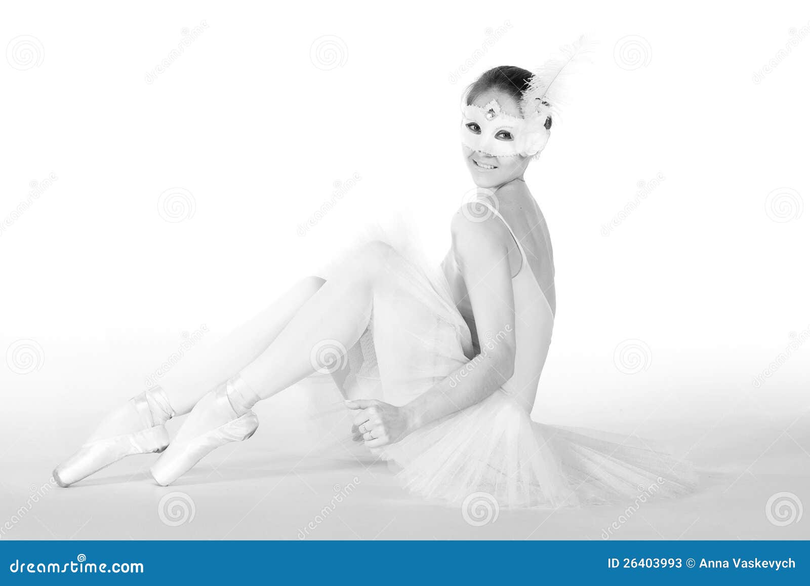 Danseur De Ballet Dans Un Tutu Blanc Et Un Masque De Carnaval Image ...