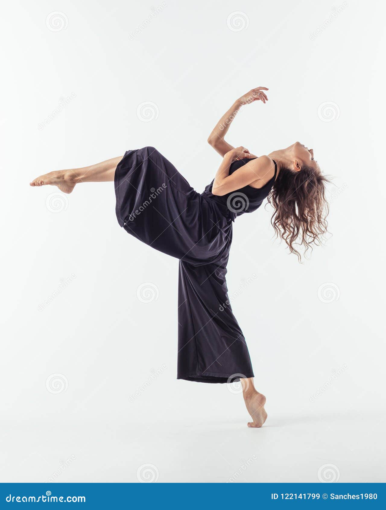 Danseuse De Femelle De Beuatiful Fond De Studio Image stock - Image du ...