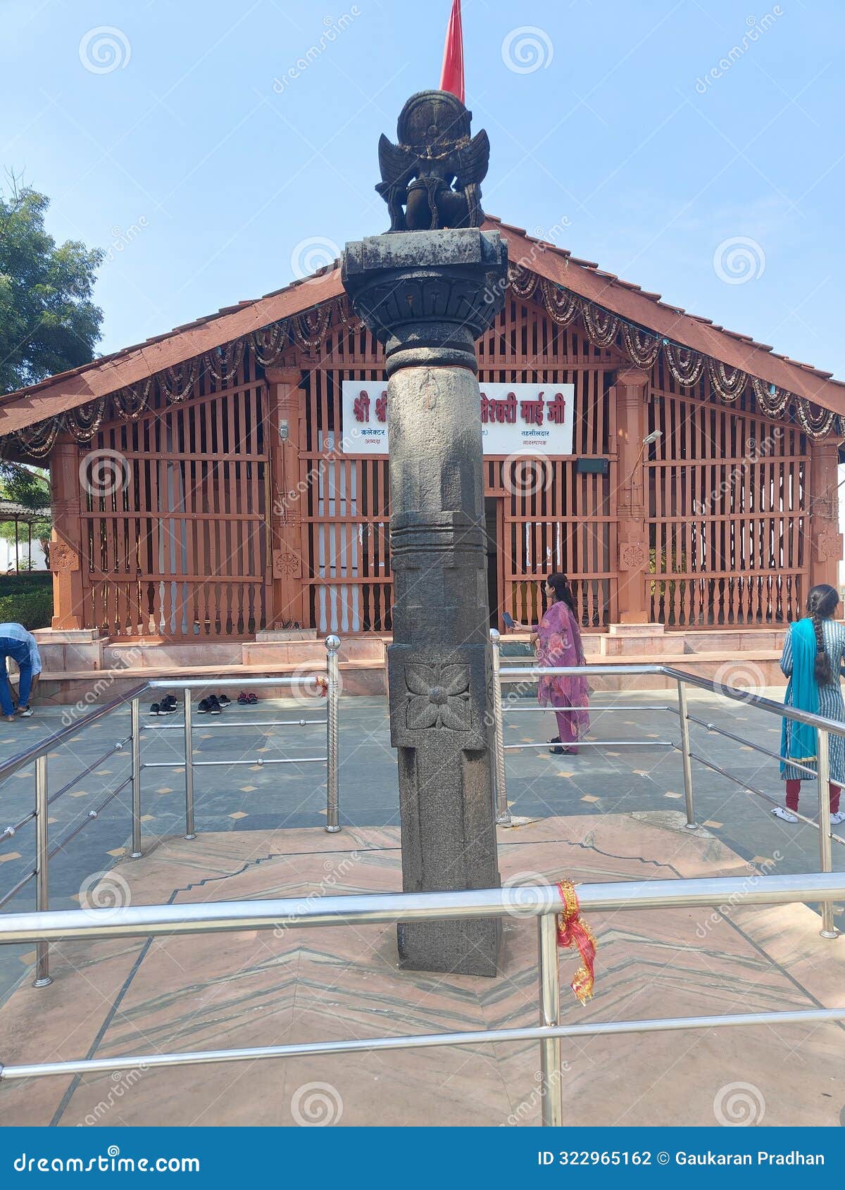 Danteshwari temole editorial photography. Image of shankini - 322965162