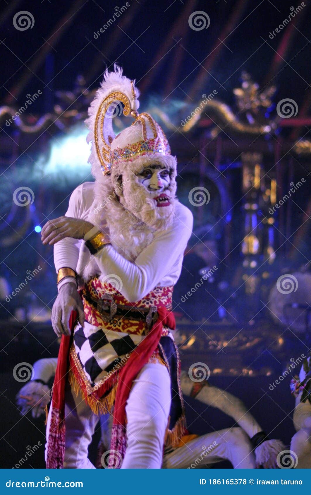 Danza Hanoman Tradicional Indonesia. Foto de archivo editorial - Imagen ...