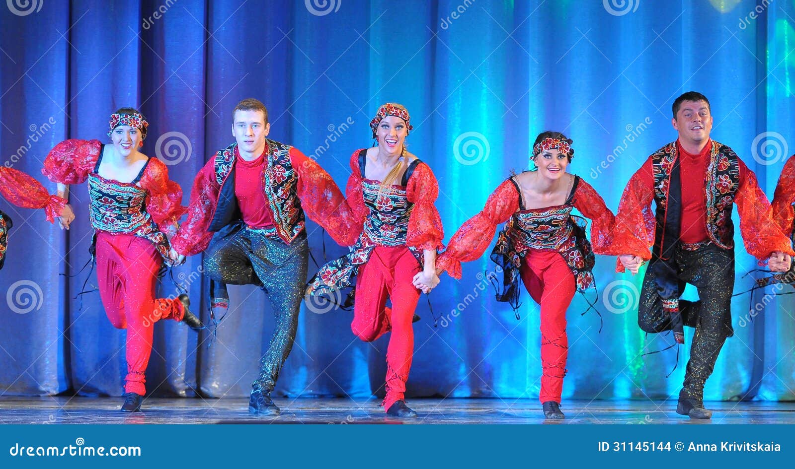 Danza rusa imagen de archivo editorial. Imagen de bailando - 31145144