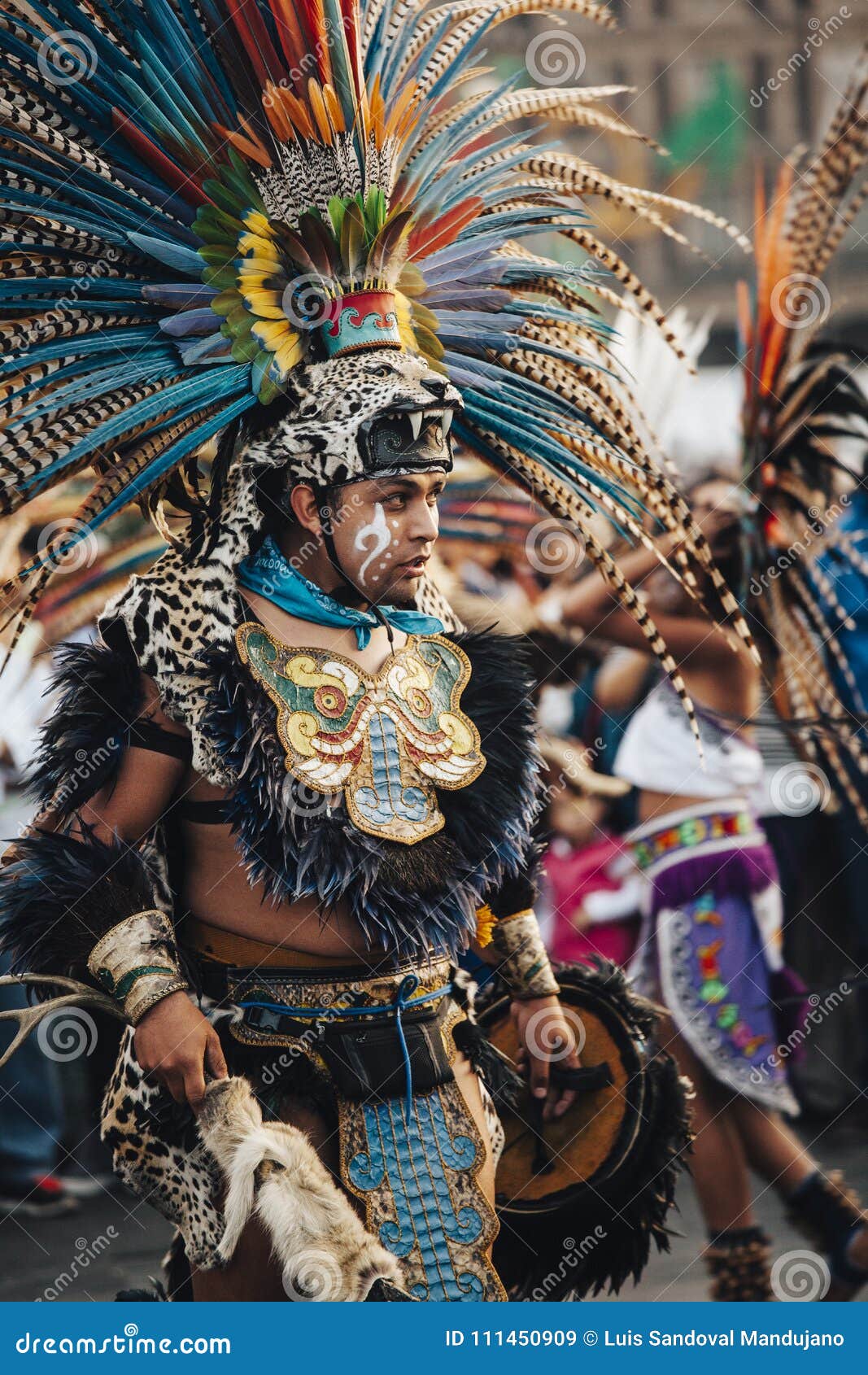 Danzas Aztecas, Ciudad De México Imagen de archivo editorial - Imagen ...