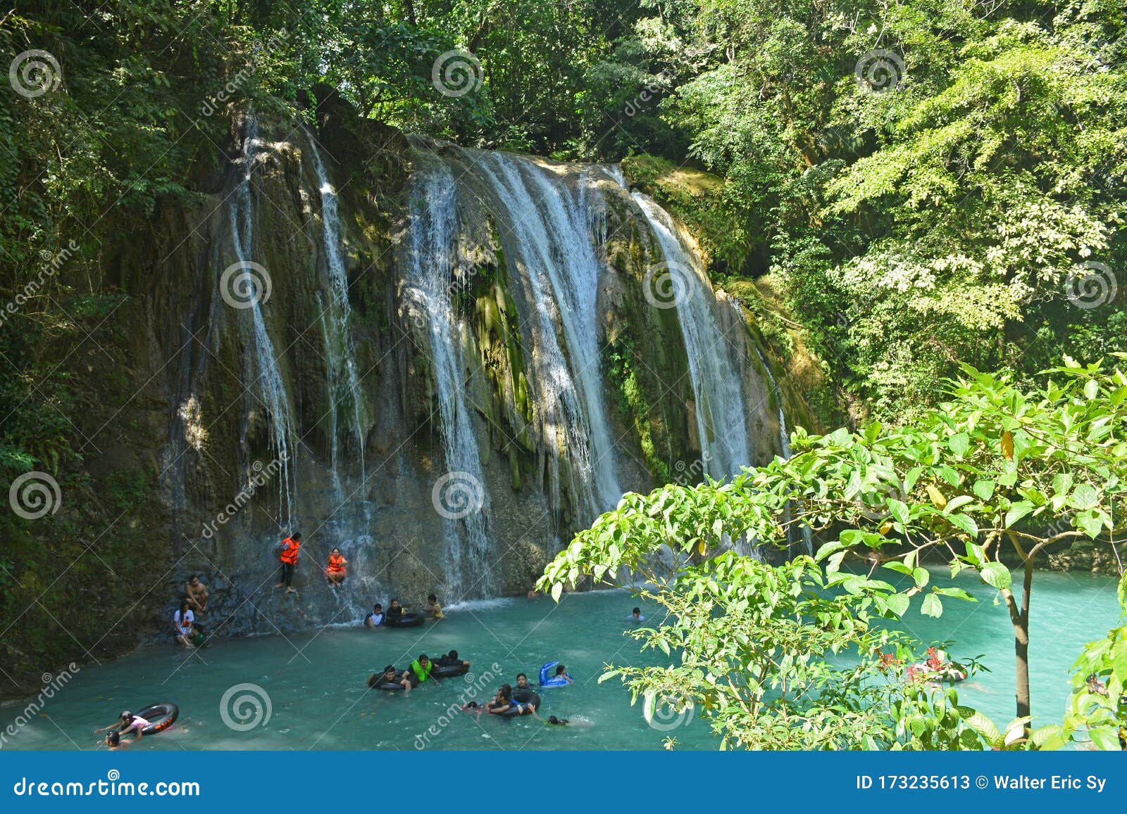 Daranak Falls with Crowd in Tanay, Rizal, Philippines Editorial Stock ...