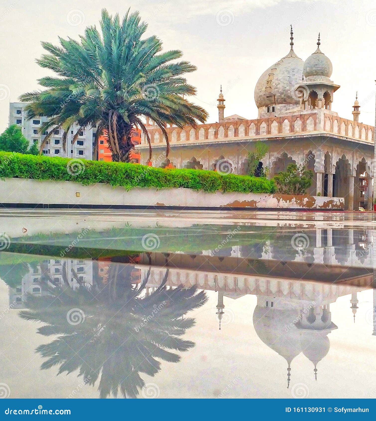 Dargah in Pakistan stock image. Image of painting, pakistan - 161130931