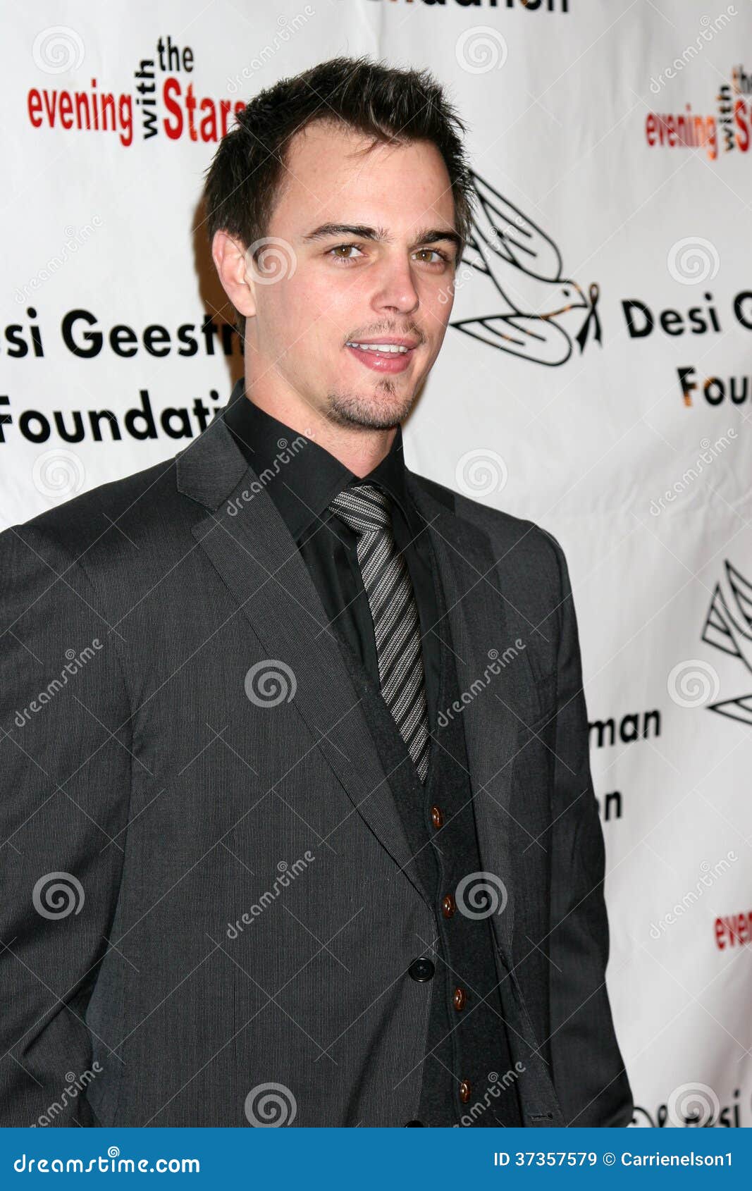 Darin Brooks redactionele stock afbeelding. Image of universeel - 37357579